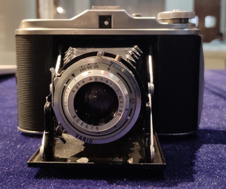 Types of Camera – Roll Film – Picture Squash